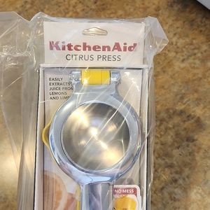 KitchenAid | Kitchen | Kitchenaid Citrus Press | Poshmark